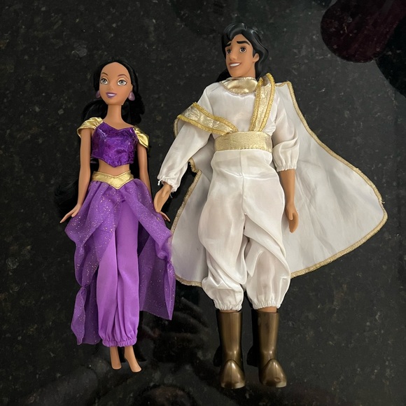 Disney | Toys | Jasmine And Aladdin Dolls | Poshmark